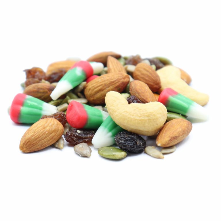 Reindeer Trail Mix | LorentaNuts.com