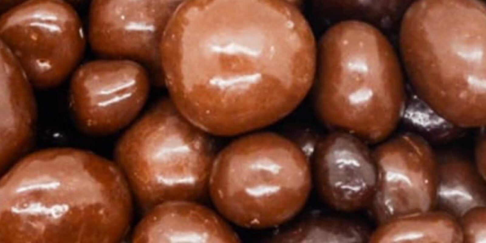 Questions and Answers About Chocolate | LorentaNuts.com