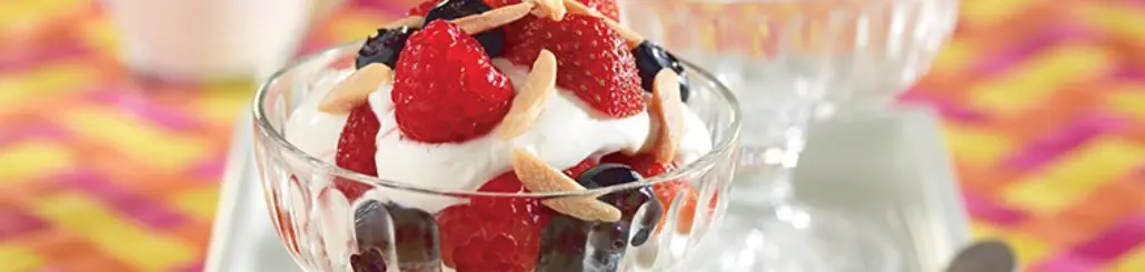 Almond Berry Parfait Recipe | LorentaNuts.com