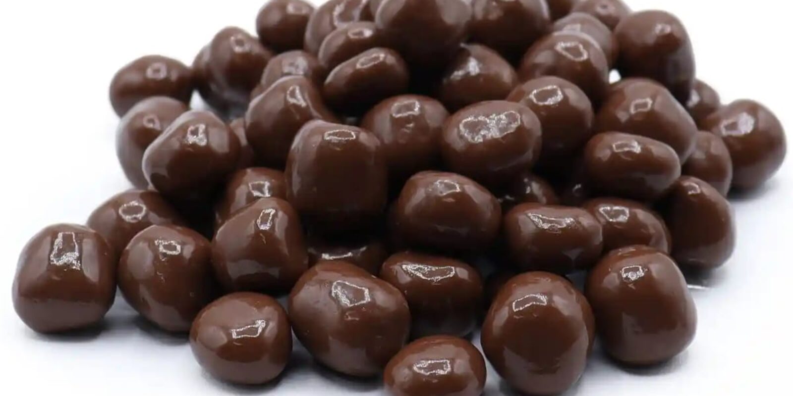 A Guide to Covered Nuts | LorentaNuts.com